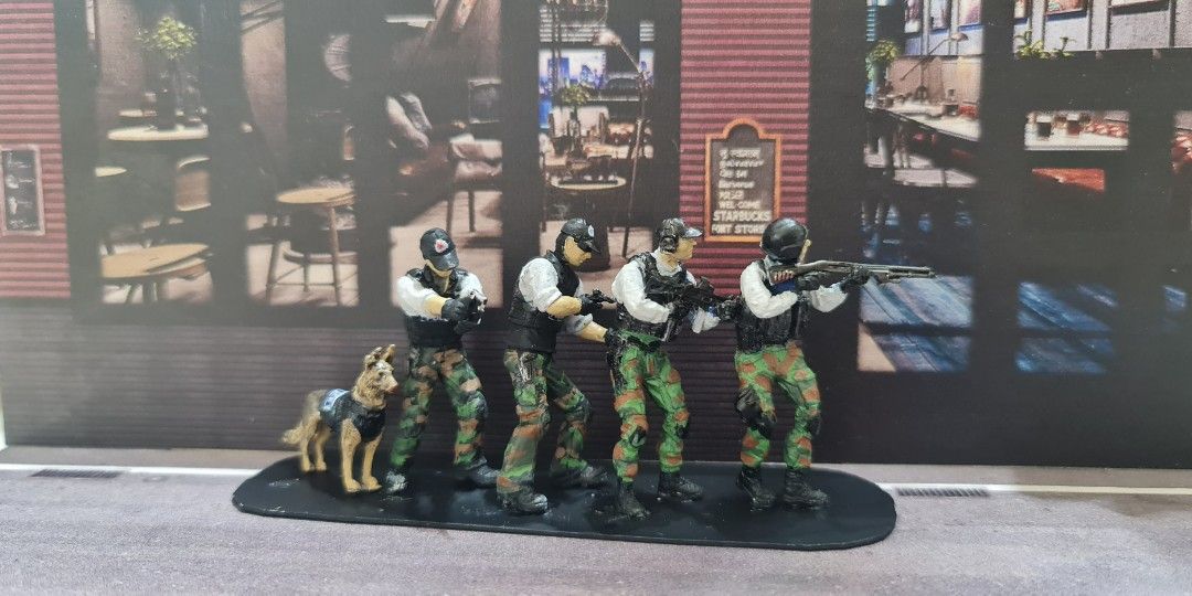 Police Drug Unit Squad Figure Scale 1:35, Hobbies & Toys, Toys & Games ...