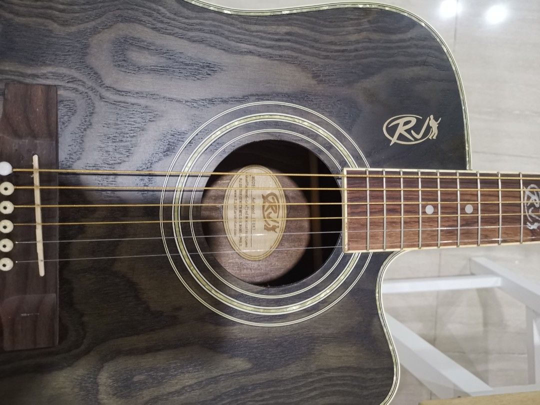 RJ acoustic guitar with build in pick up, Hobbies & Toys, Music & Media, Musical Instruments on ...