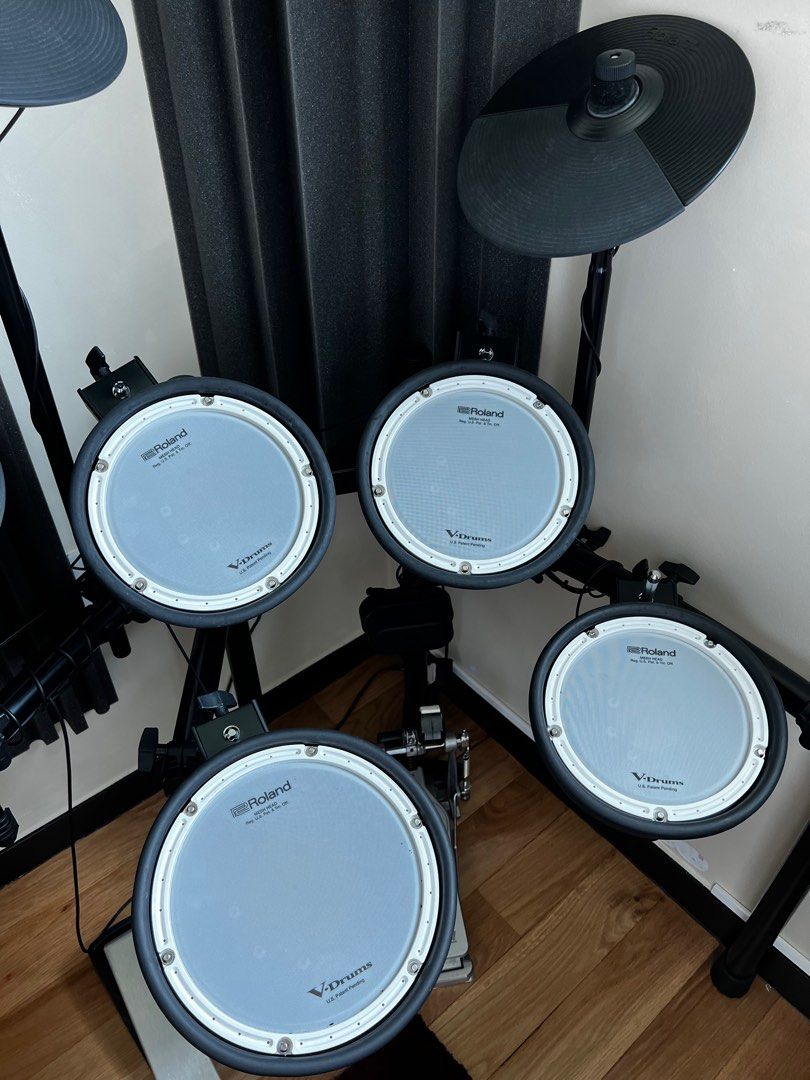 Roland electric drum set, Hobbies & Toys, Music & Media, Musical ...