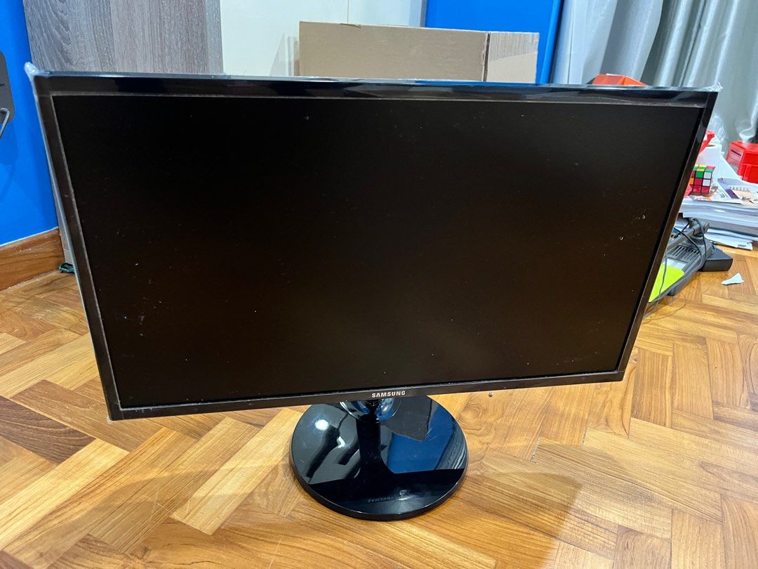 Samsung 24 inch S24F350FHE monitor, Computers & Tech, Parts ...