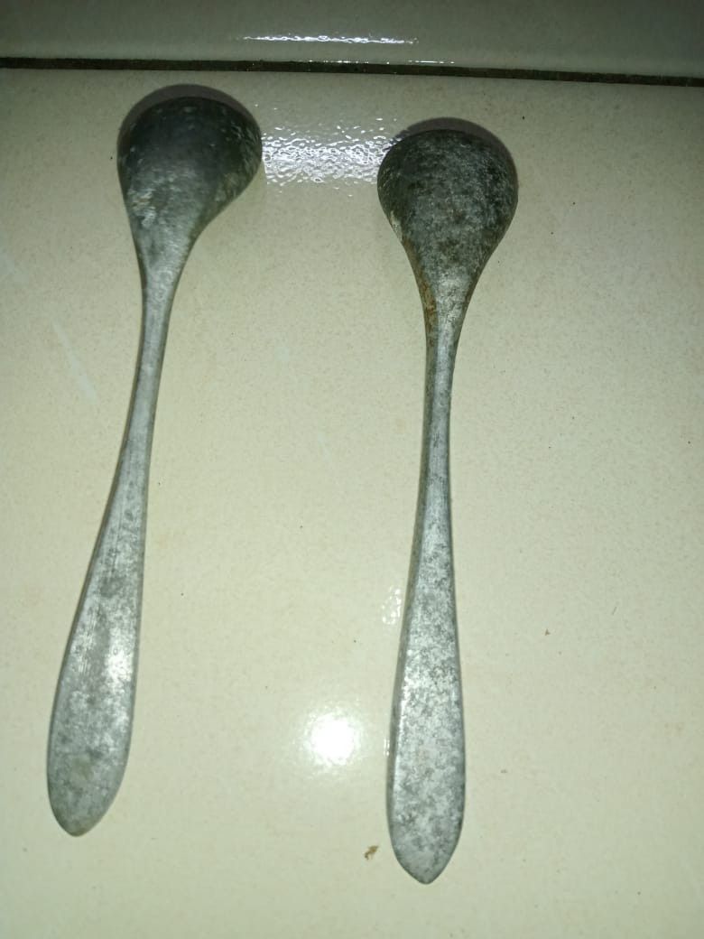 Sendok teh jadul silver 2pc (bekas ), Antik, Lainnya di Carousell