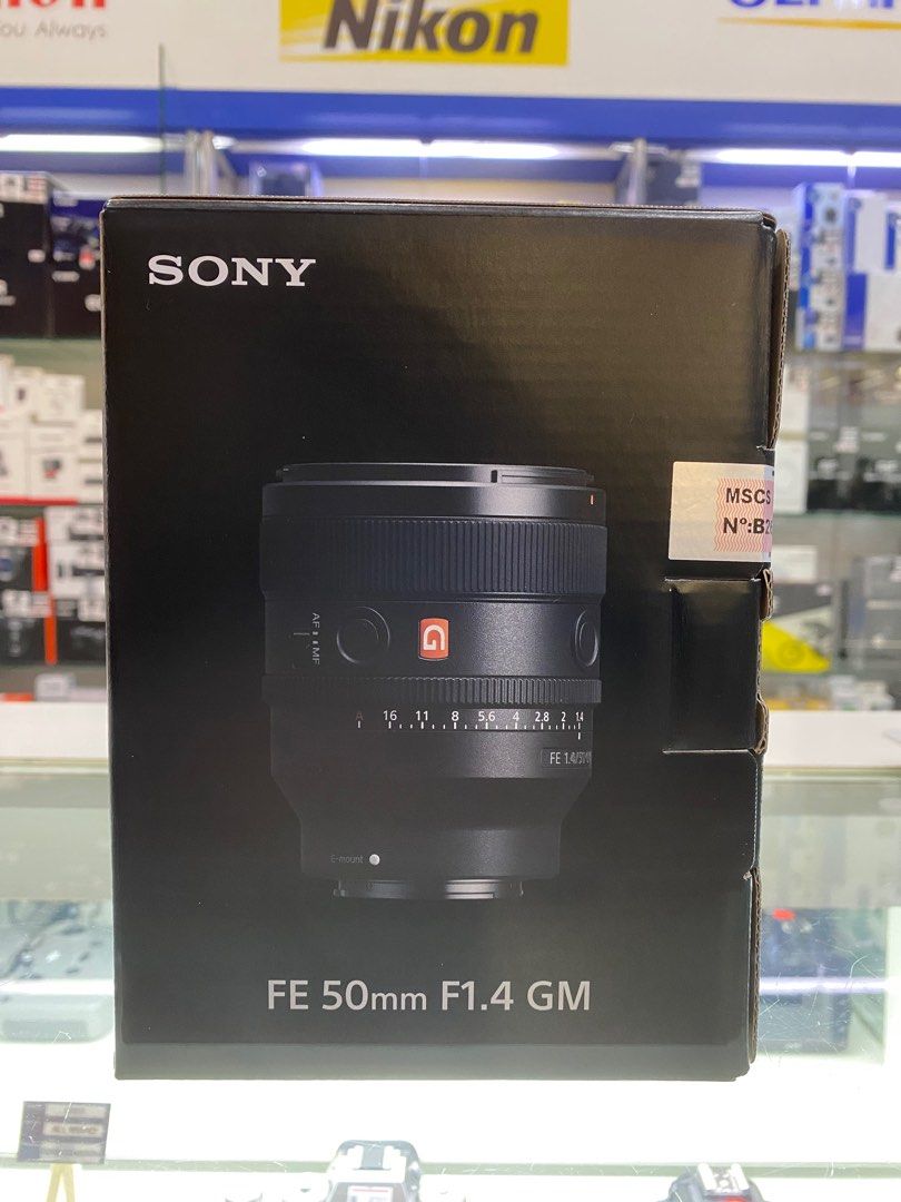 Sony FE 50mm F1.4 GM Lens, Photography, Lens & Kits on Carousell
