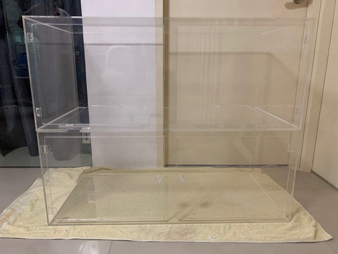 Transparent Acrylic Display Shelf Box with Latch Door Custom-Made ...
