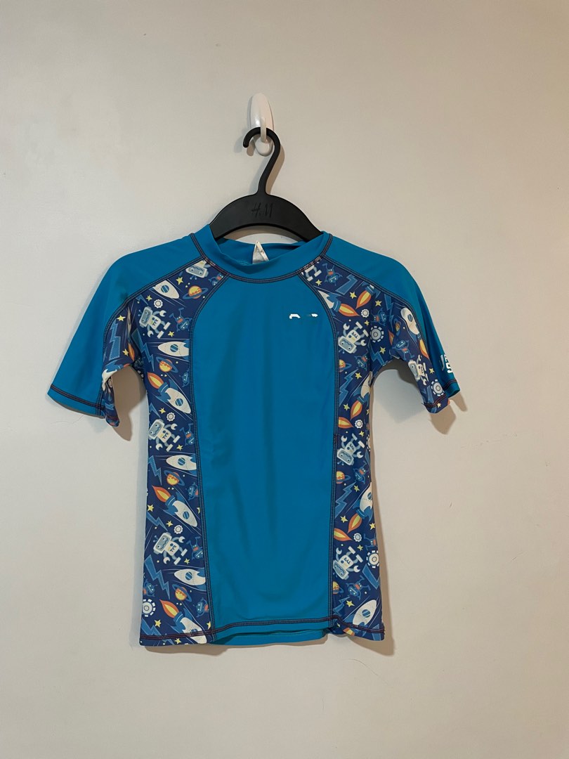 TYR Rashguard 12, Babies & Kids, Babies & Kids Fashion on Carousell