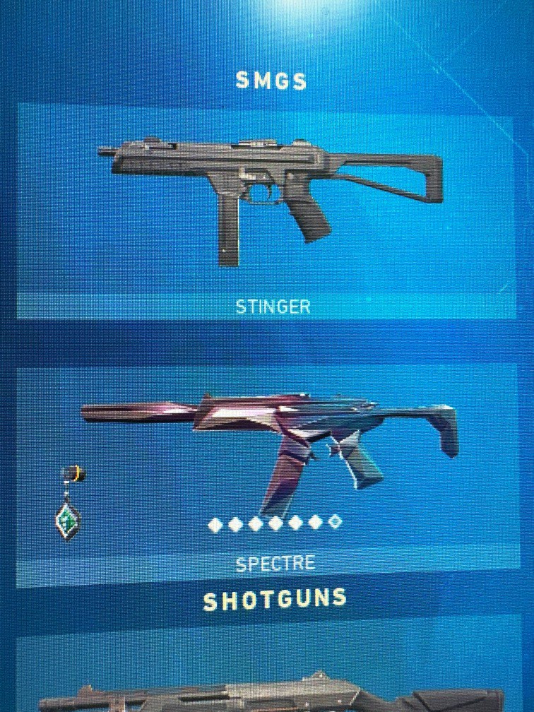 Valorant account with Singularity spectre and magepunk marshall, Video ...