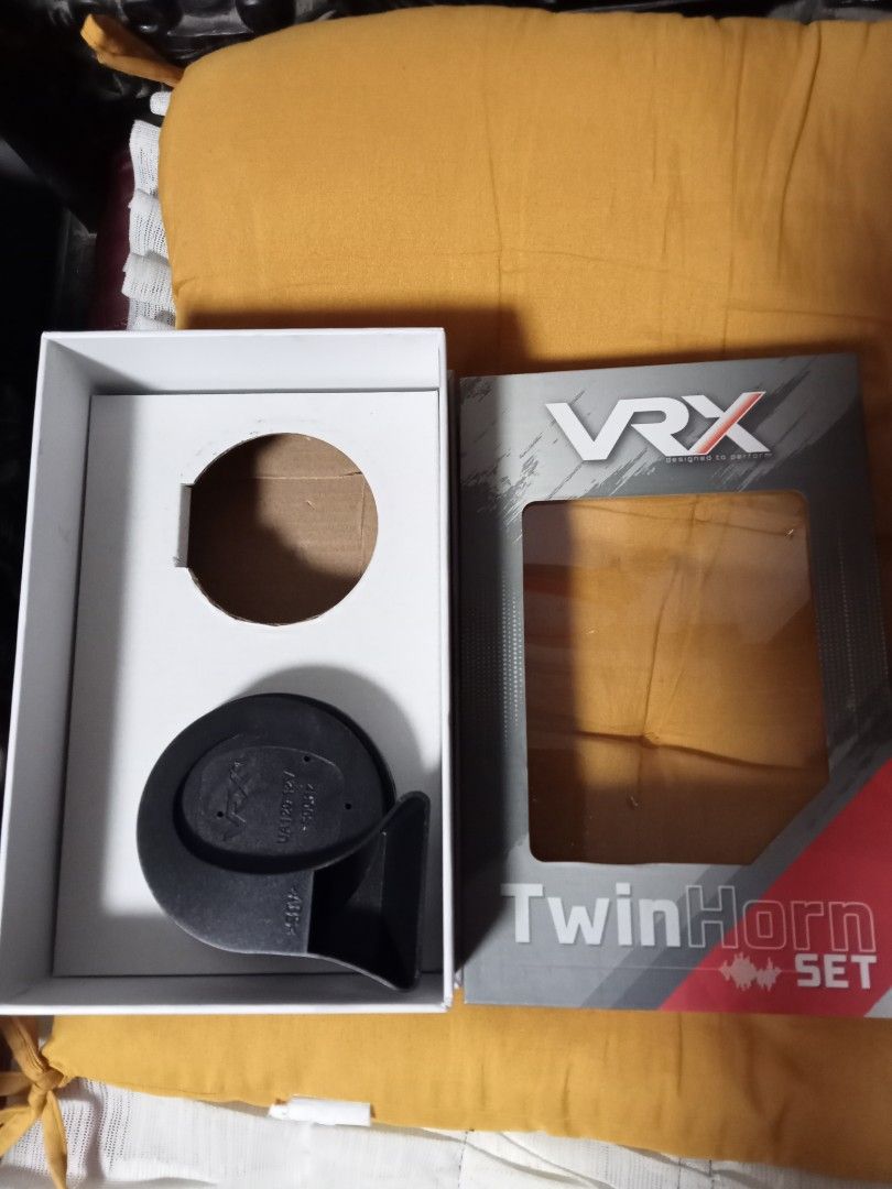 Vex twin horn, Motorcycles, Motorcycle Accessories on Carousell