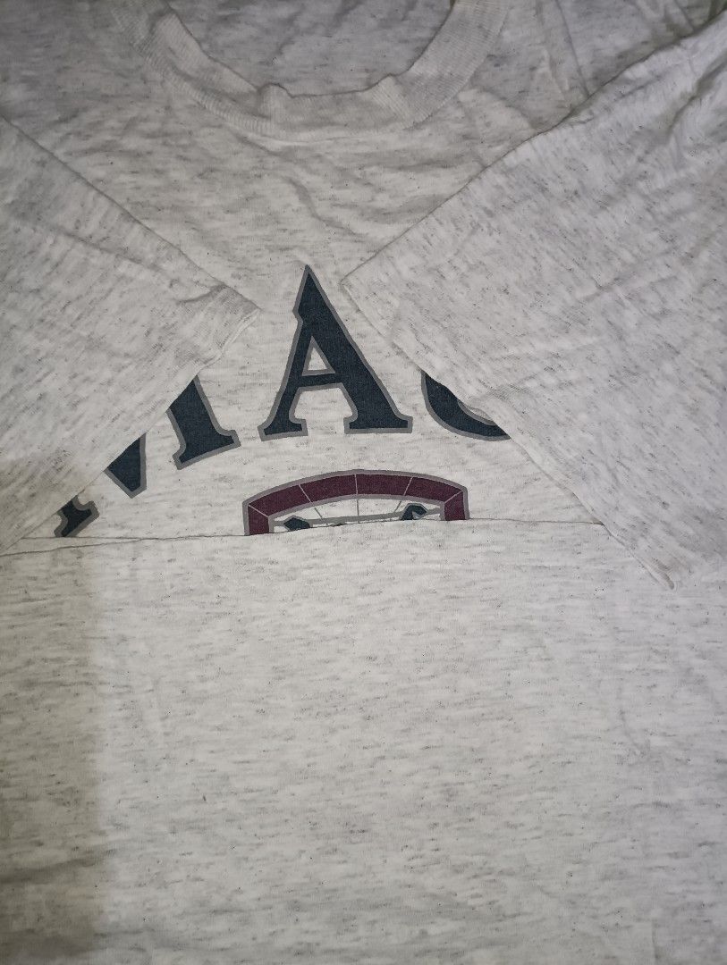 Vintage Delta MAUI Hawaii, Men's Fashion, Tops & Sets, Tshirts & Polo ...