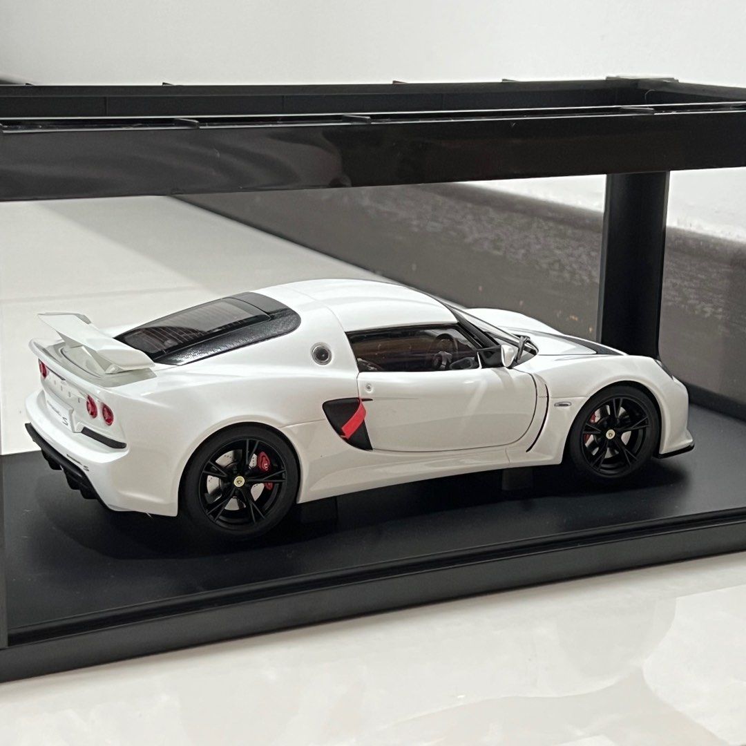 1:18 AutoArt Lotus Exige S (White), Hobbies & Toys, Toys & Games on ...