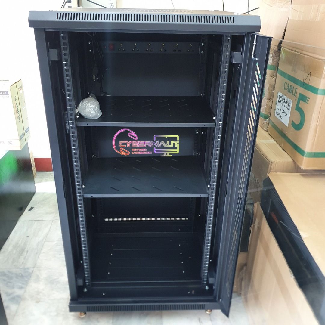 22U SERVER RACK CABINET 600*600 (3.11FT) (Price Negotiable), Furniture ...