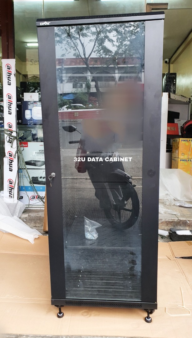 32U DATA CABINET | FLOOR-STANDING CABINET (PRICE NEGOTIABLE), Furniture ...