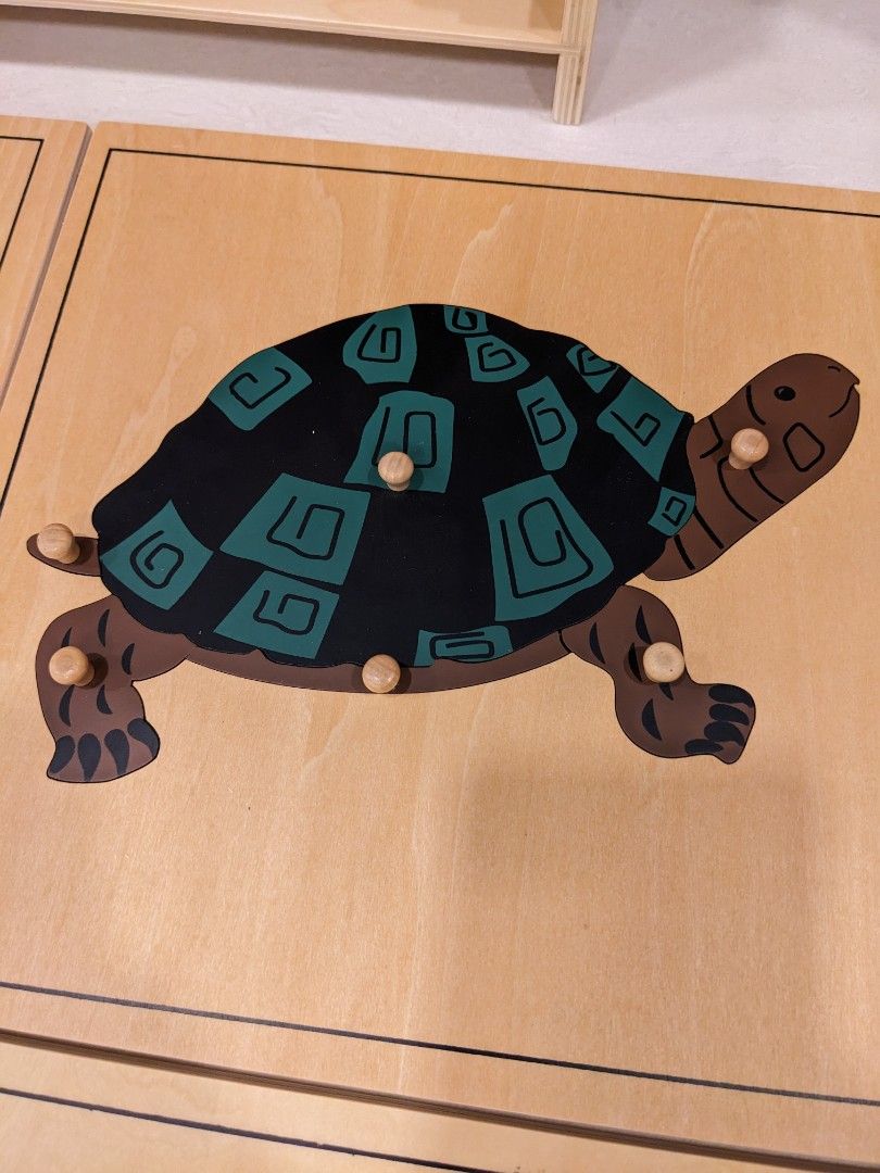 Almost new Montessori Animal Zoology Activity Set & Puzzle, Hobbies ...