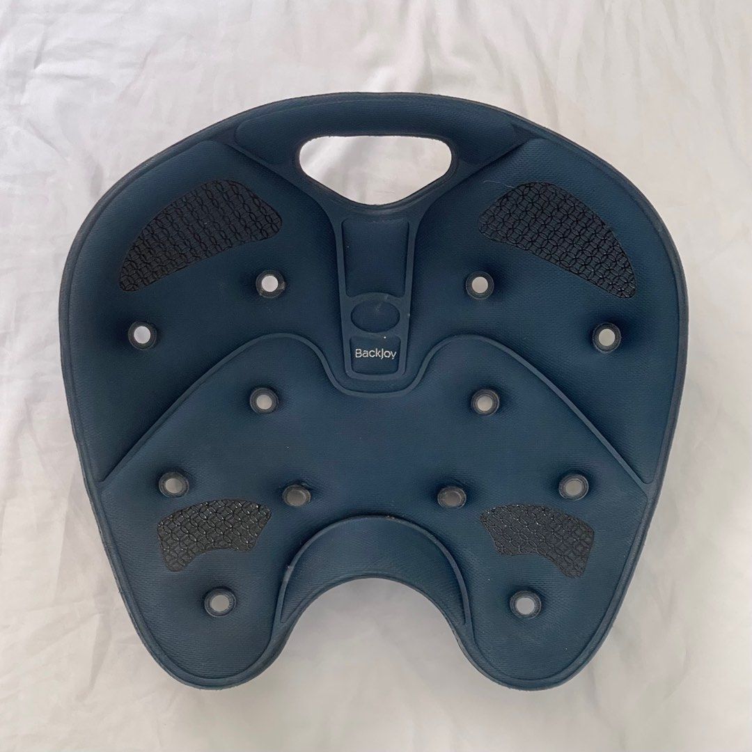 Backjoy Sitsmart Core Traction, Health & Nutrition, Braces, Support & Protection on Carousell