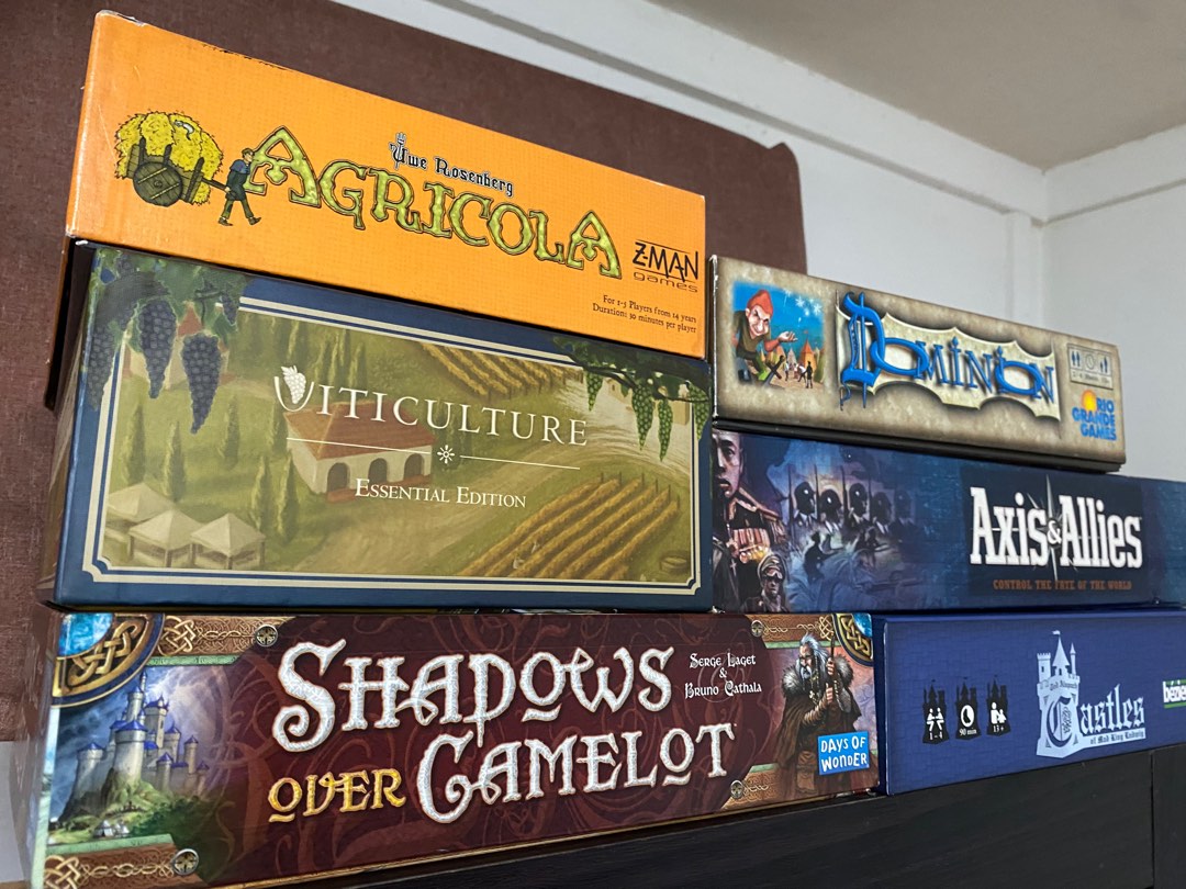 Board game Shadows over camelot, Hobbies & Toys, Toys & Games on Carousell