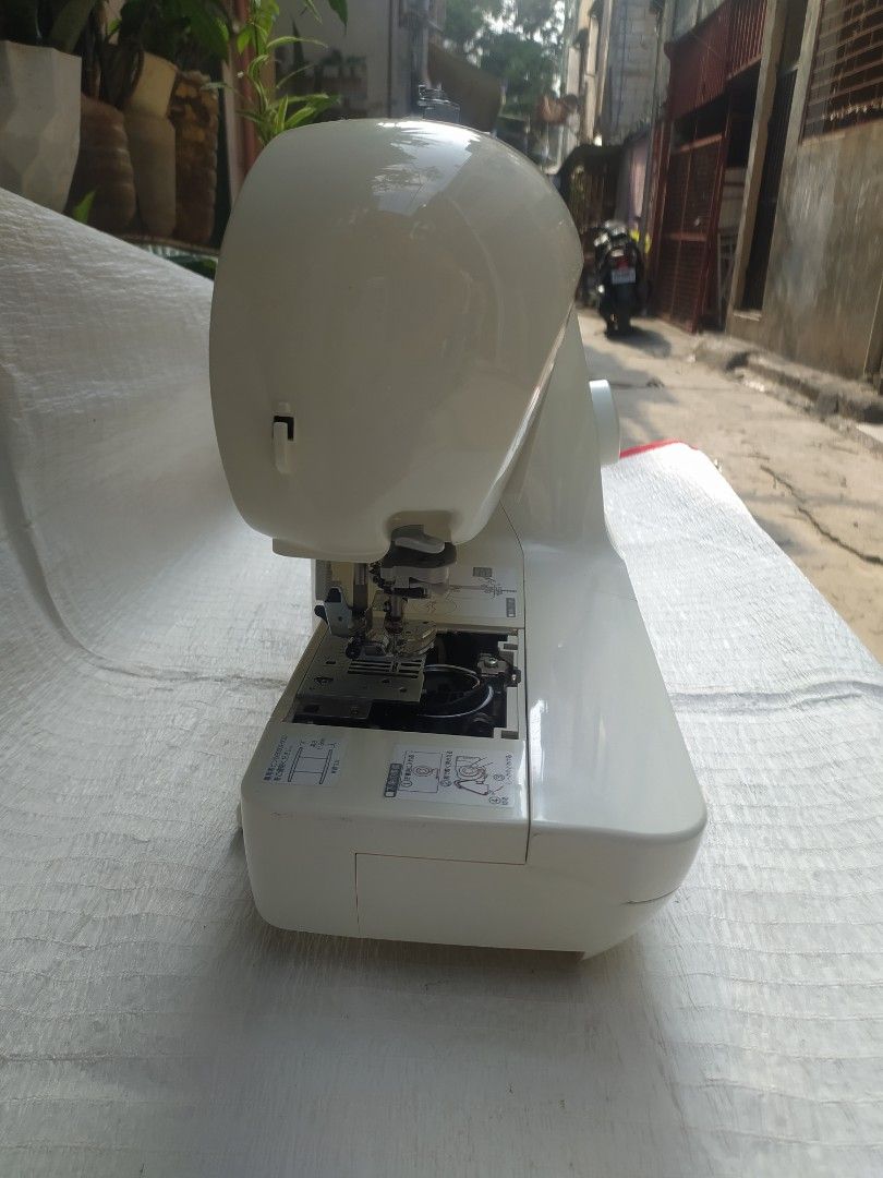 BROTHER B-300 SEWING MACHINE, TV & Home Appliances, Other Home ...