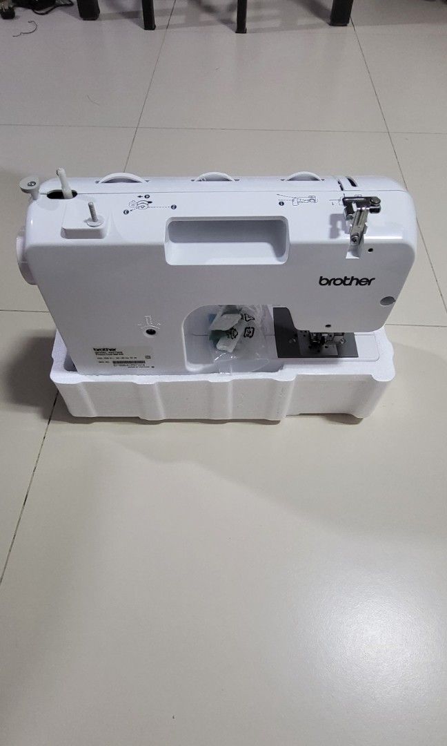 Brother Sewing machine AS2730S, Hobbies & Toys, Stationery & Craft ...