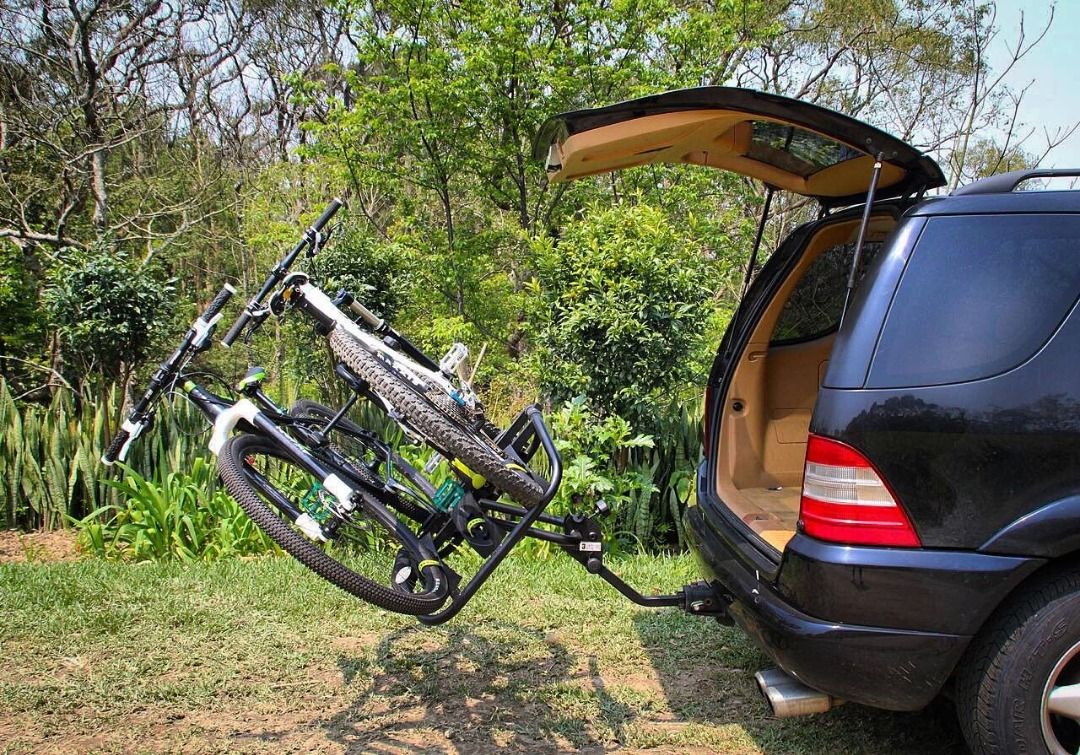 BUZZRACK Entourage 3-Bike Tilting Platform Hitch Rack bicycle hitch ...