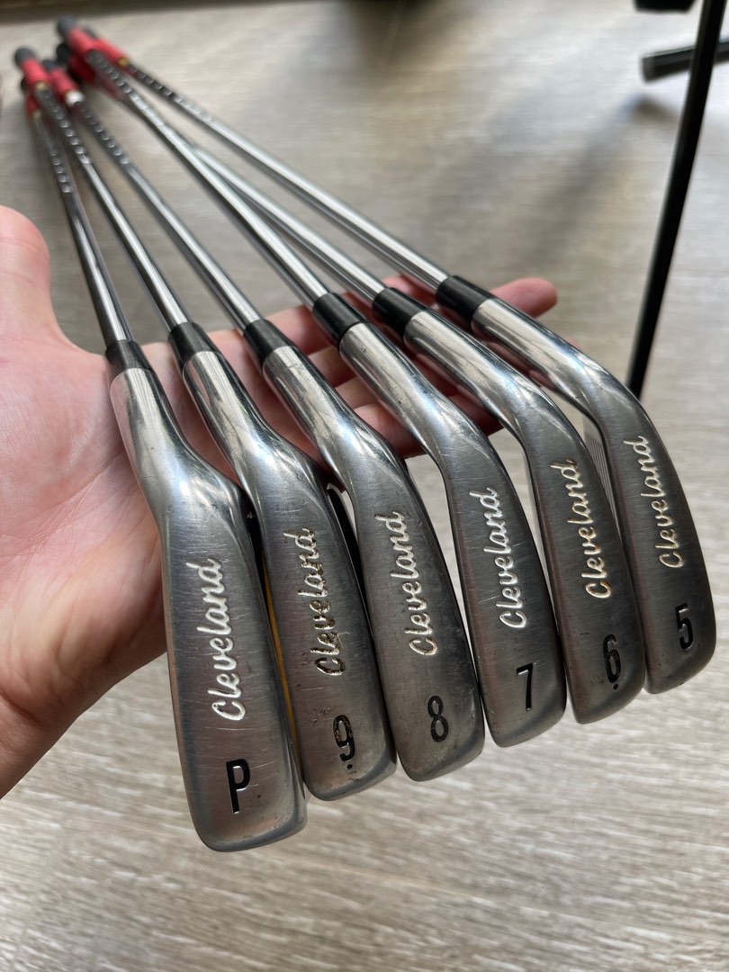 Cleveland CG Gold Forgiving Irons + Taylormade r580 Driver + Golf Bag ...