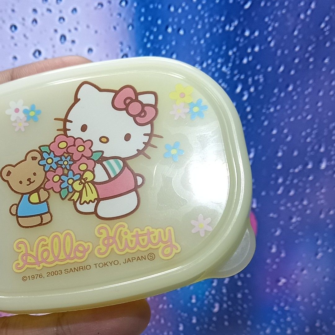COD HELLO KITTY CONTAINER YELLOW on Carousell