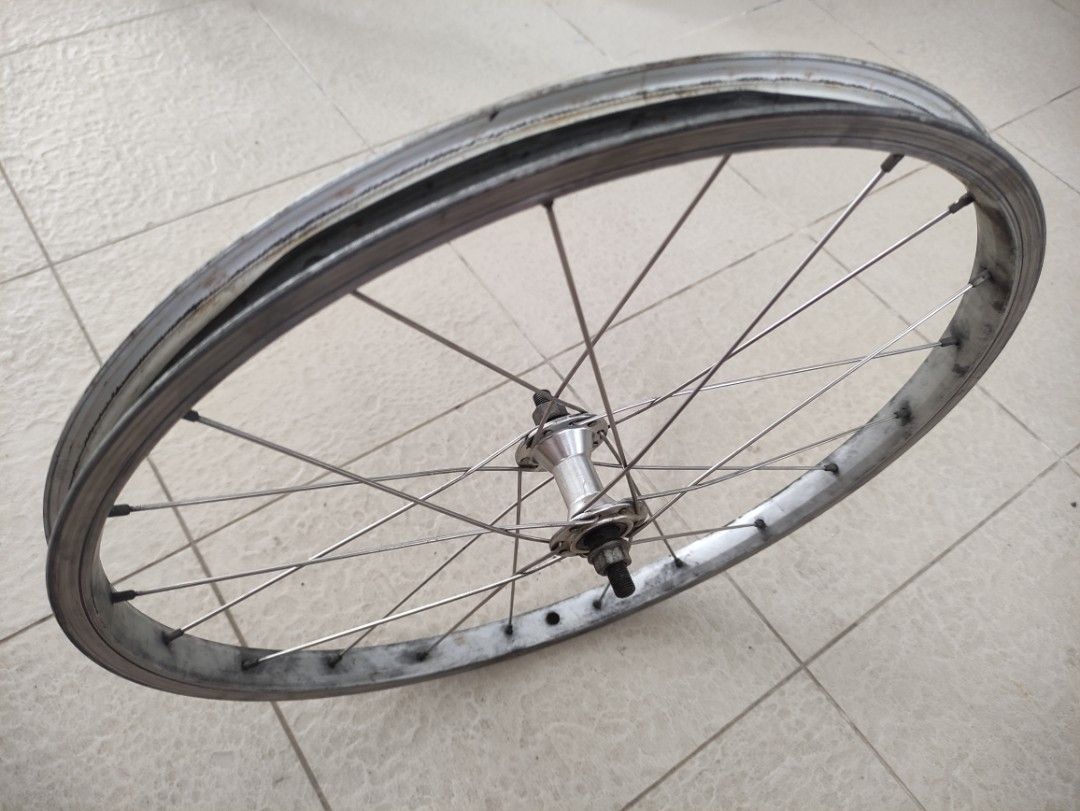 20 inches Dahon bolted wheelset 406 with tyres, Sports Equipment ...