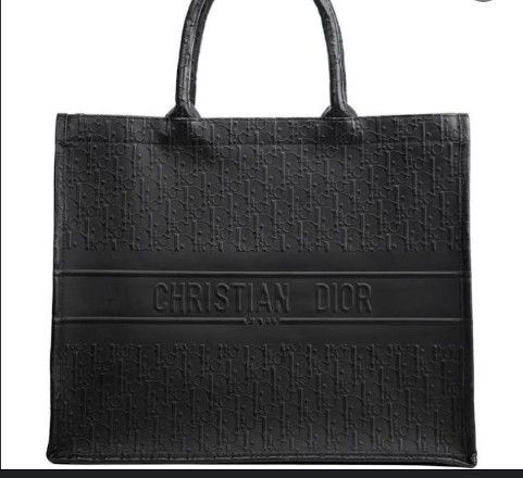 Dior black bag, Women's Fashion, Bags & Wallets, Shoulder Bags on Carousell