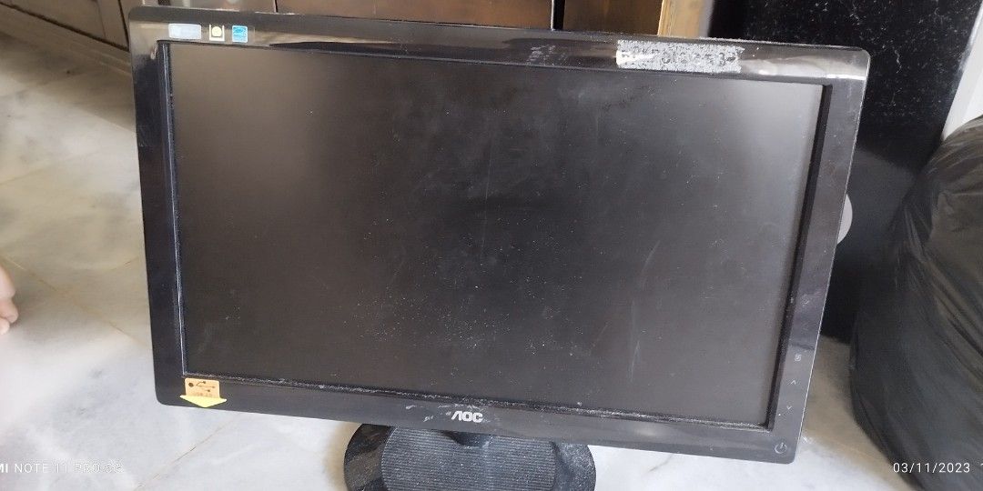 Faulty Monitor AOC 20", Computers & Tech, Parts & Accessories, Monitor ...