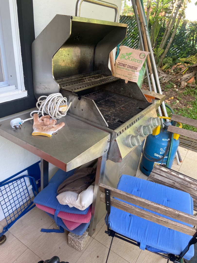 Gas grill to bless, TV & Home Appliances, Kitchen Appliances, BBQ ...