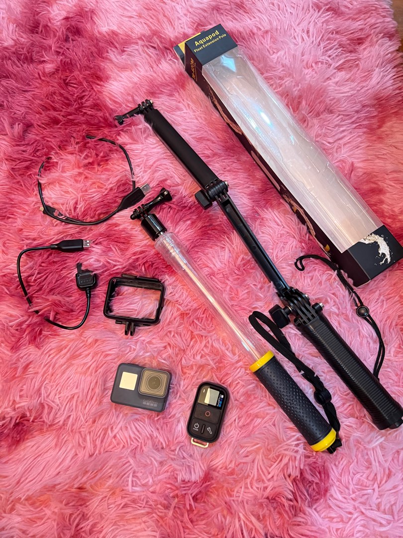 GO PRO HERO 5 BLACK with GO PRO REMOTE on Carousell