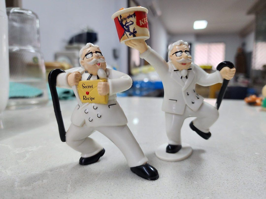 KFC colonel sander figurine, Hobbies & Toys, Memorabilia & Collectibles ...