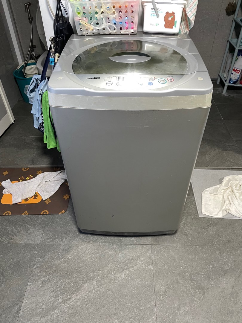 LG turbo Washing machine, TV & Home Appliances, Washing Machines and ...