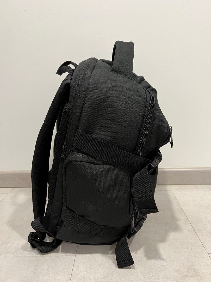 Li Ning badminton pro backpack, Sports Equipment, Sports & Games ...