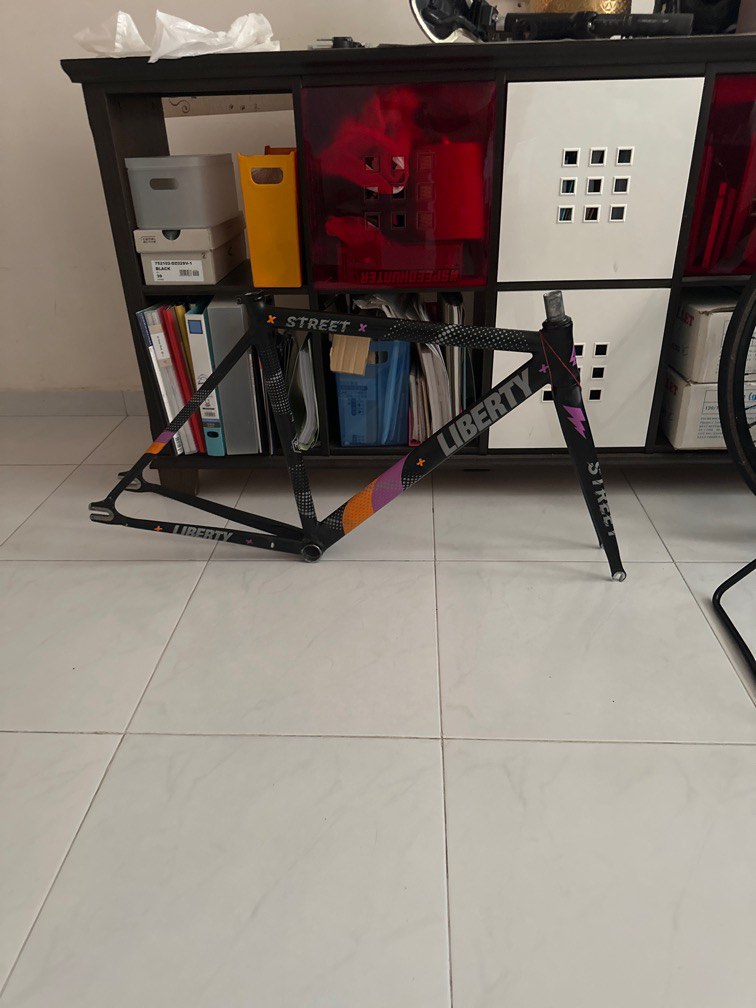 Liberty street v3 fixie Frameset, Sports Equipment, Bicycles & Parts ...