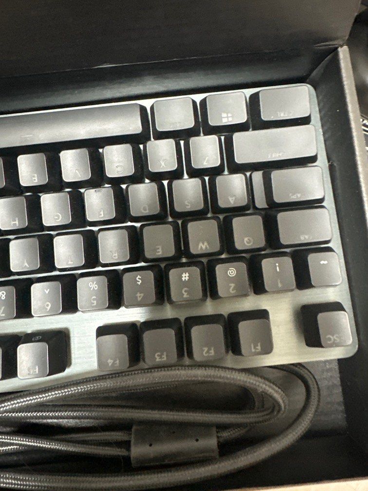 Logitech G512 Carbon keyboard, 電腦＆科技, 電腦周邊及配件, 電腦鍵盤及相關產品 - Carousell