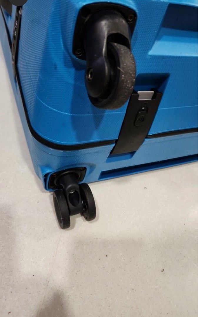LOJEL wheel Octa 1 luggage, Hobbies & Toys, Travel, Luggage on Carousell