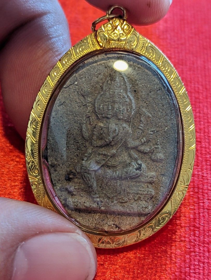 Lp see phra phrom wat sakae 2519, Hobbies & Toys, Memorabilia ...