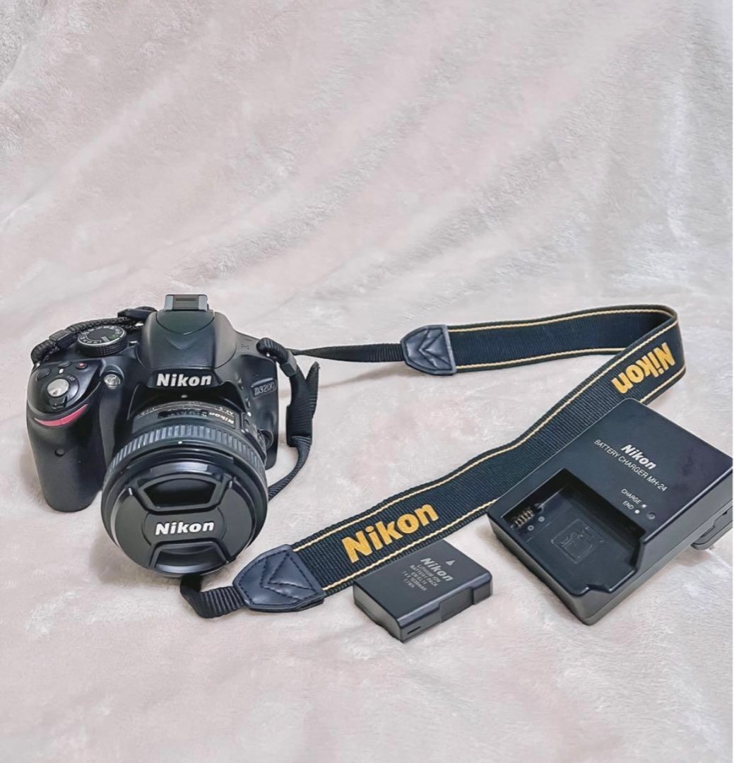 Nikon D3200 + Nikkor 50mm 1.8G Prime Lens, Photography, Cameras on Carousell