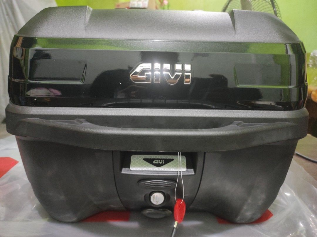 ORIGINAL GIVI TOP BOX, Motorbikes, Motorbike Parts & Accessories, Other ...
