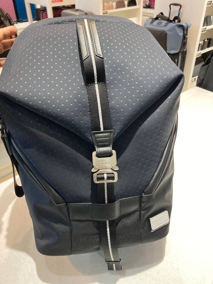(PREORDER) TUMI FINCH BACKPACK, Men's Fashion, Bags, Backpacks on Carousell