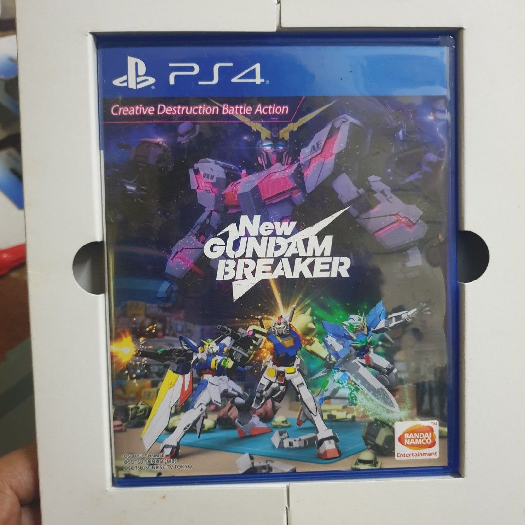PS4 Gundam Breaker Premium Edition with unopened Gundam model kit ...