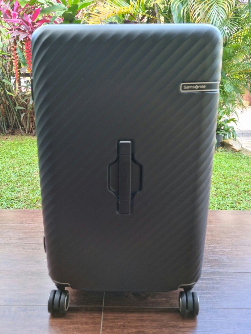 Samsonite STEM SPINNER 70/26 TRUNK, Hobbies & Toys, Travel, Luggage on ...