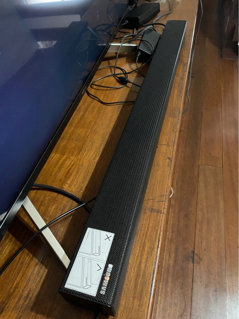 Samsung Sound Bar HW-M450 on Carousell