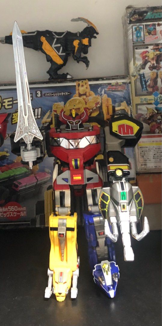 Sentai MMPR - Power Rangers Megazord, Hobbies & Toys, Toys & Games on ...