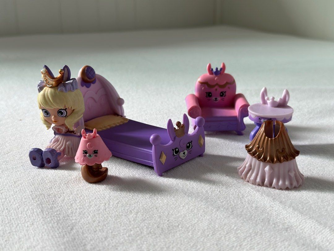 Shopkins Bed set, Hobbies & Toys, Toys & Games on Carousell