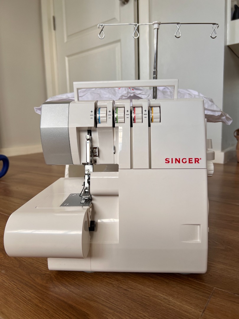 Singer Overlocker machine 14sh754 (used only for testing), TV & Home ...