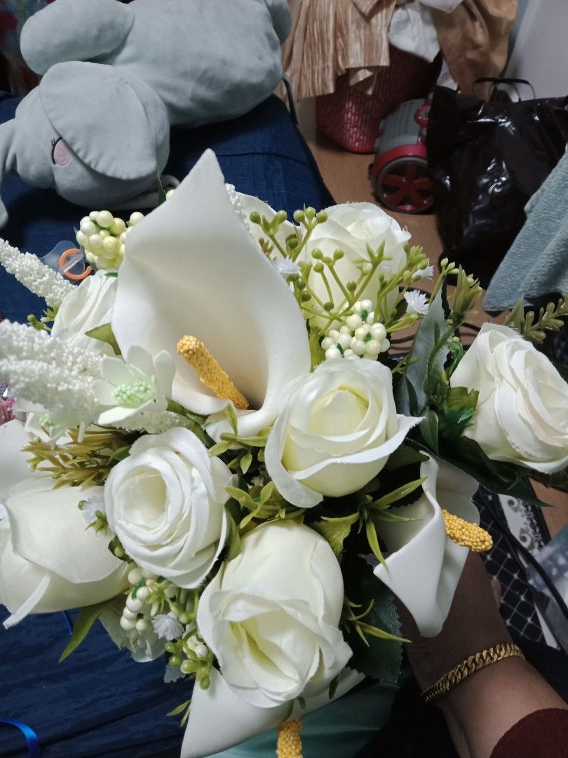 Sireh Dara Bunga Rampai /Telur Hand Bouquet, Hobbies & Toys, Stationery ...