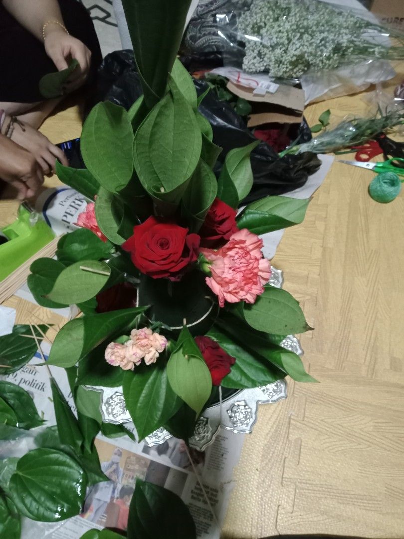 Sireh Dara Bunga Rampai /Telur Hand Bouquet, Hobbies & Toys, Stationery ...