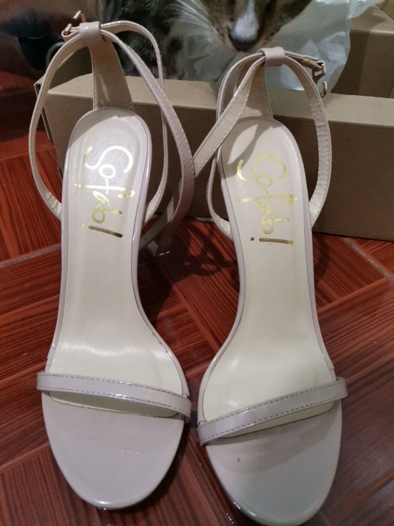 Sofab! Nude-colored Heel Sandals on Carousell