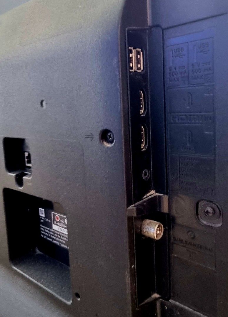 Sony Bravia 40 inch Smart TV, TV & Home Appliances, TV & Entertainment ...