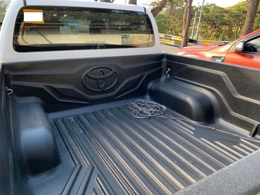 Toyota Hilux G Variant 2.4L Auto, Cars for Sale, Used Cars on Carousell