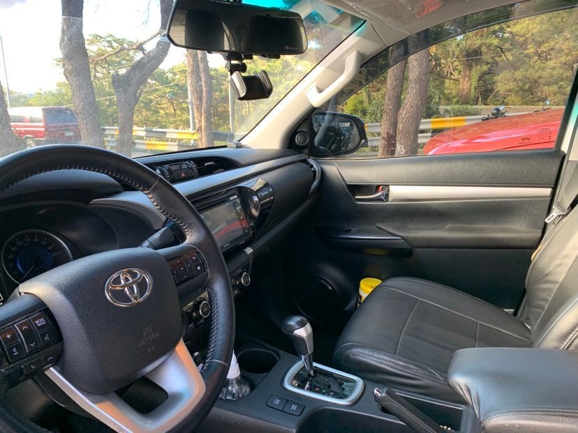 Toyota Hilux G Variant 2.4L Auto, Cars for Sale, Used Cars on Carousell