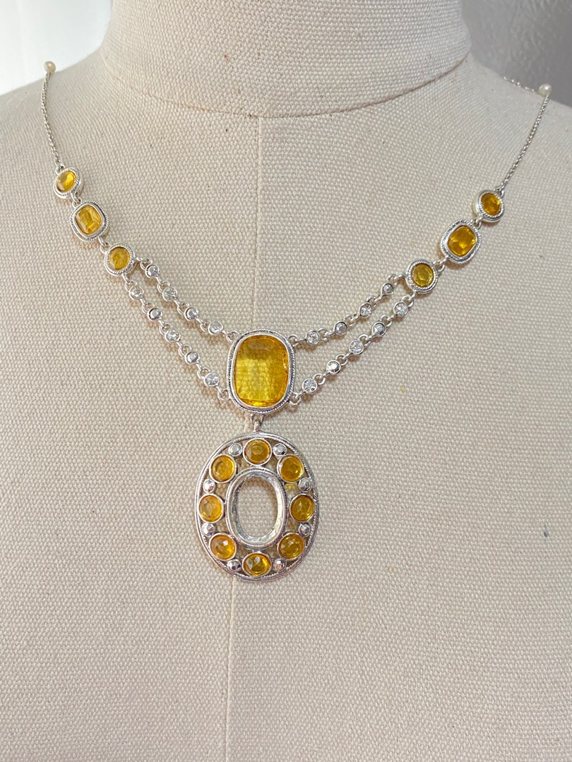 TRIFARI Necklace on Carousell